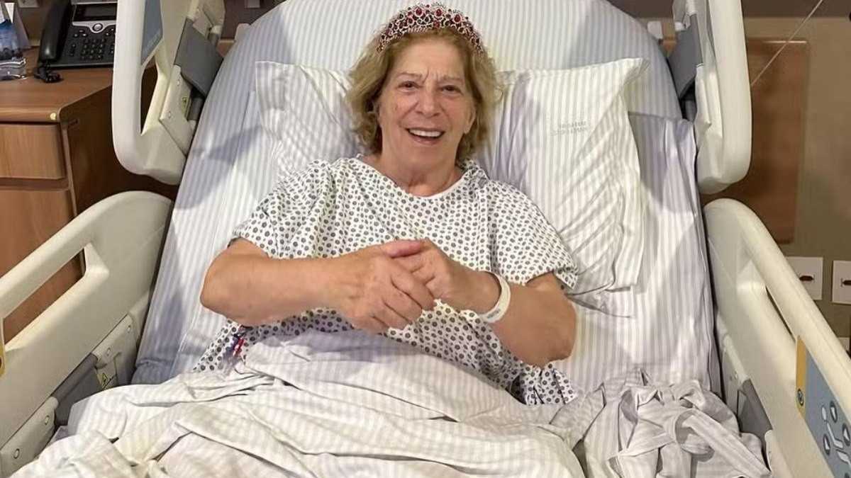 Morre Maria Berklian, “Rainha do Brasil” e fenômeno do TikTok - Tá na rede!